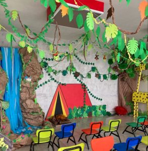 40 Wild & Fun Jungle-Themed Classroom Decoration Ideas - Education Corner