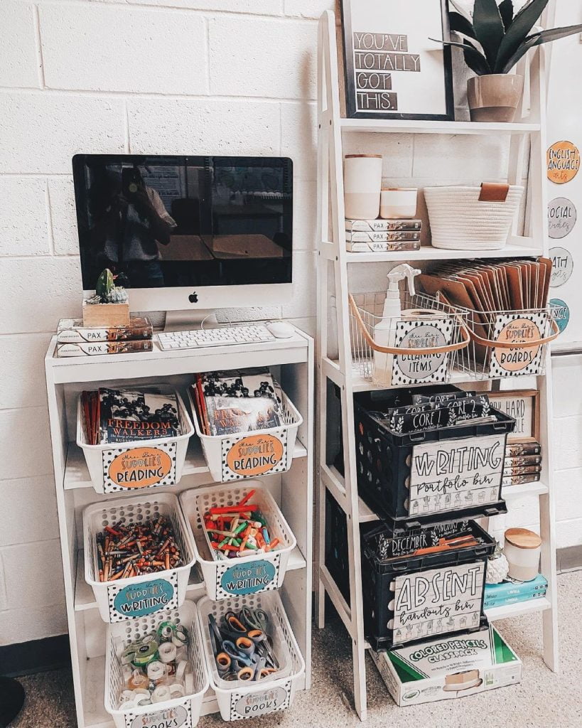 32 Brilliant Classroom Organization Ideas for a Stress-Free School Year ...