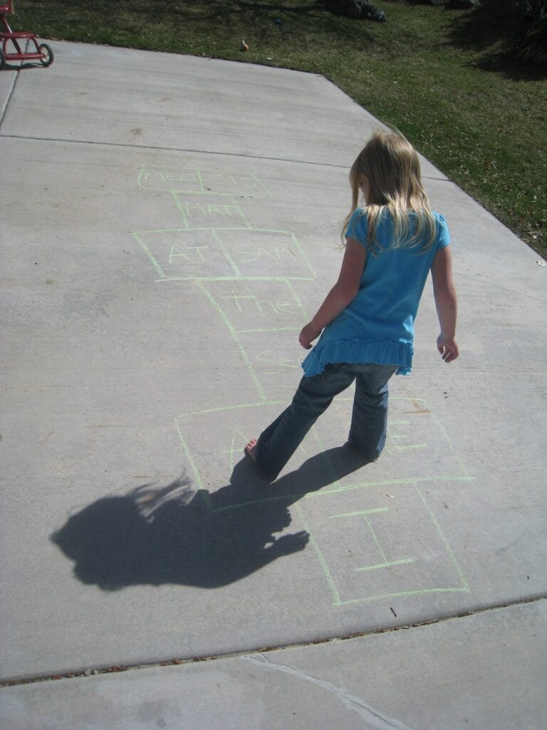 35 Interactive Spelling Activities for Kids - Education Corner