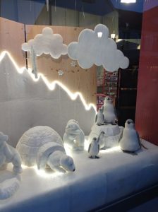 52 Creative Winter Classroom Ideas for a Cozy Learning Space ...